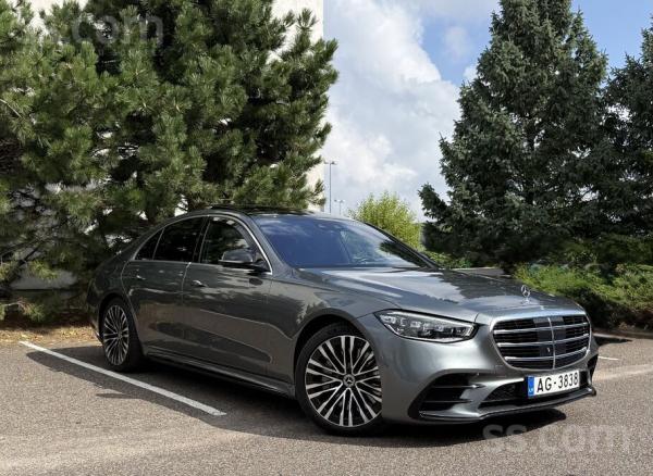 Pelēks Mercedes-Benz S 560 2022 Rīga, ar dzinēja tilpumu 4.00 L un nobraukumu 71 tūkst. km par 79500 €, foto 1 vietnē AUTOMOTO.COM.LV