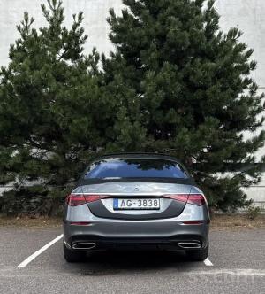 Pelēks Mercedes-Benz S 560 2022 Rīga, ar dzinēja tilpumu 4.00 L un nobraukumu 71 tūkst. km par 79500 €, foto 7 vietnē AUTOMOTO.COM.LV