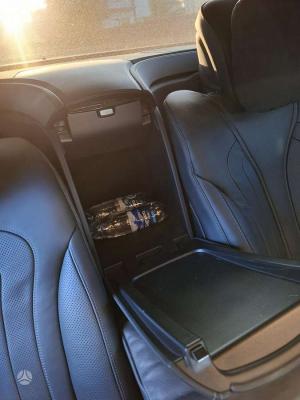 White Mercedes-Benz S 560 2018 in Kaunas, with an engine capacity of 3.98 L and mileage of 172 thousand km for 39550 €, photo 10 on AUTOMOTO.COM.LV