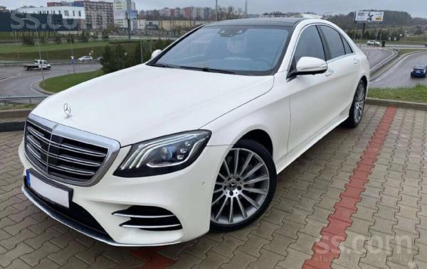 Мерседес S 560 2018 в Бауска на AUTOMOTO.COM.LV Белый Мерседес S 560 2018 в Бауска, объемом двигателя 5.00 л и пробегом 175 тыс. км за 36000 €, фото 3 на AUTOMOTO.COM.LV
