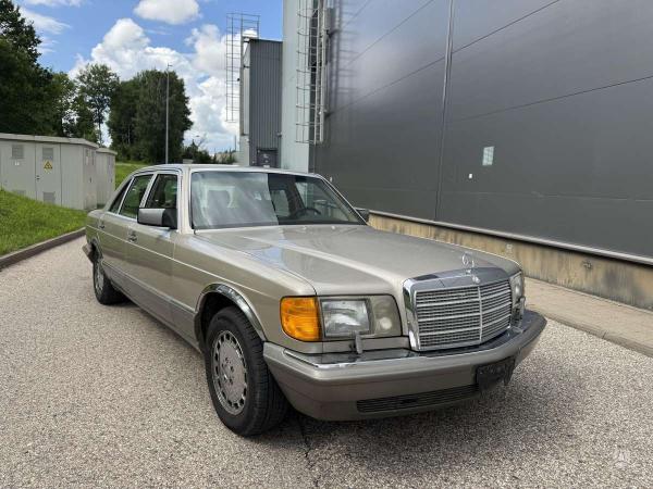 Dzeltens Mercedes-Benz S 560 1987 Alīta, ar dzinēja tilpumu 5.50 L un nobraukumu 115 tūkst. km par 13300 €, foto 2 vietnē AUTOMOTO.COM.LV