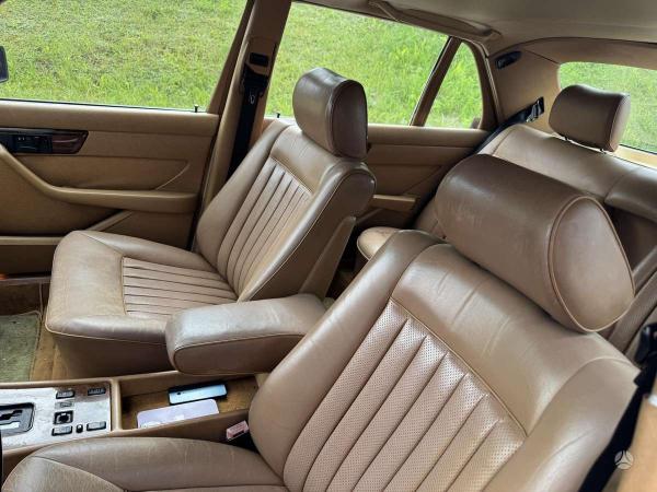 Dzeltens Mercedes-Benz S 560 1987 Alīta, ar dzinēja tilpumu 5.50 L un nobraukumu 115 tūkst. km par 13300 €, foto 10 vietnē AUTOMOTO.COM.LV