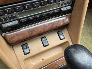Желтый Мерседес S 560 1987 в Алитус, объемом двигателя 5.50 л и пробегом 115 тыс. км за 13300 €, фото 20 на AUTOMOTO.COM.LV