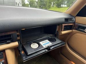 Желтый Мерседес S 560 1987 в Алитус, объемом двигателя 5.50 л и пробегом 115 тыс. км за 13300 €, фото 23 на AUTOMOTO.COM.LV
