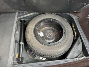 Желтый Мерседес S 560 1987 в Алитус, объемом двигателя 5.50 л и пробегом 115 тыс. км за 13300 €, фото 24 на AUTOMOTO.COM.LV