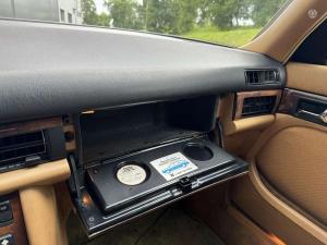 Dzeltens Mercedes-Benz S 560 1987 Alīta, ar dzinēja tilpumu 5.50 L un nobraukumu 115 tūkst. km par 13300 €, foto 23 vietnē AUTOMOTO.COM.LV