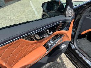 Melns Mercedes-Benz S 580 2026 Viļņa, ar dzinēja tilpumu 3.98 L un nobraukumu 15 tūkst. km par 180900 €, foto 28 vietnē AUTOMOTO.COM.LV