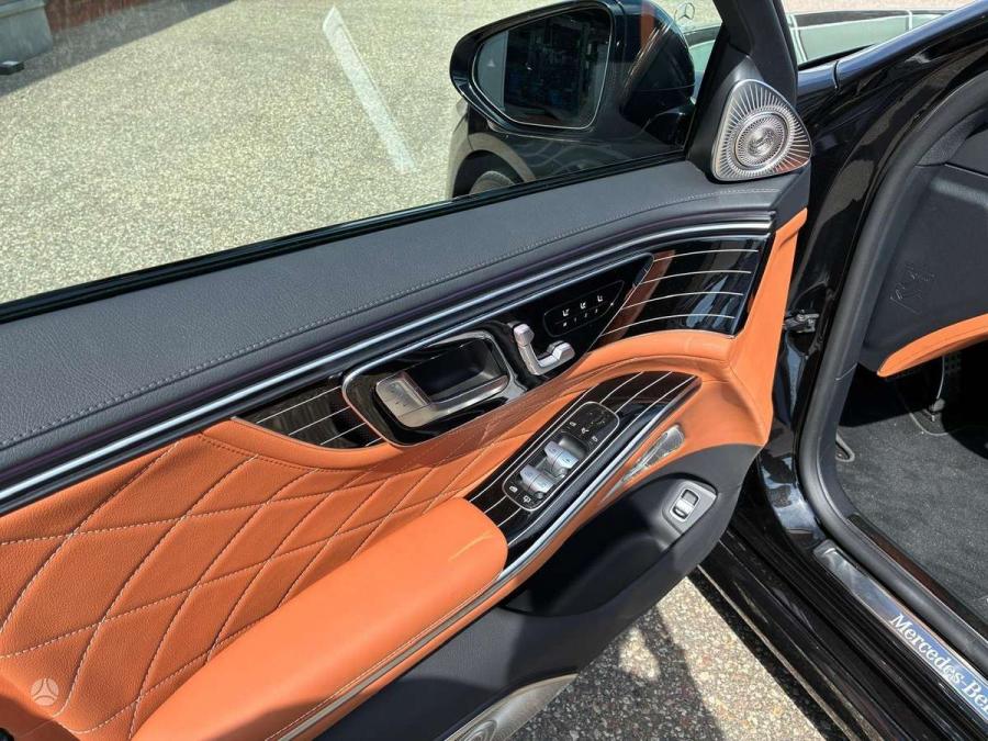 Melns Mercedes-Benz S 580 2026 Viļņa, ar dzinēja tilpumu 3.98 L un nobraukumu 15 tūkst. km par 180900 €, foto 28 vietnē AUTOMOTO.COM.LV