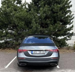 Grey Mercedes-Benz S 580 2022 in Riga, with an engine capacity of 3.98 L and mileage of 71 thousand km for 79500 €, photo 8 on AUTOMOTO.COM.LV