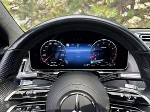 Grey Mercedes-Benz S 580 2022 in Riga, with an engine capacity of 3.98 L and mileage of 71 thousand km for 79500 €, photo 12 on AUTOMOTO.COM.LV
