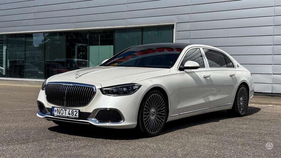 Белый Мерседес S 580 2022 в Вильнюс, объемом двигателя 3.98 л и пробегом 36 тыс. км за 135900 €, фото 3 на AUTOMOTO.COM.LV