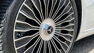 Белый Мерседес S 580 2022 в Вильнюс, объемом двигателя 3.98 л и пробегом 36 тыс. км за 135900 €, фото 16 на AUTOMOTO.COM.LV