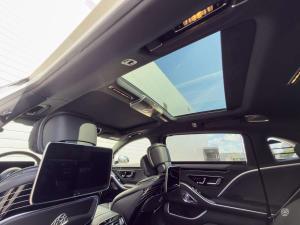 Белый Мерседес S 580 2022 в Вильнюс, объемом двигателя 3.98 л и пробегом 36 тыс. км за 135900 €, фото 31 на AUTOMOTO.COM.LV