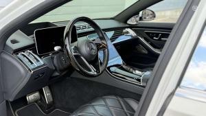 Белый Мерседес S 580 2022 в Вильнюс, объемом двигателя 3.98 л и пробегом 36 тыс. км за 135900 €, фото 50 на AUTOMOTO.COM.LV