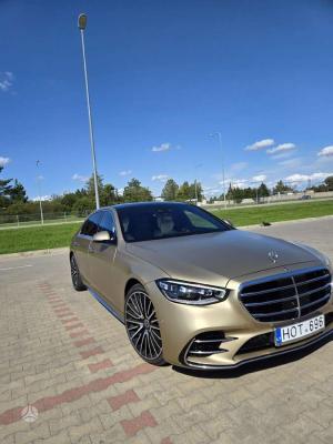 Dzeltens Mercedes-Benz S 580 2022 Klaipėda, ar dzinēja tilpumu 4.00 L un nobraukumu 75 tūkst. km par 134000 €, foto 2 vietnē AUTOMOTO.COM.LV