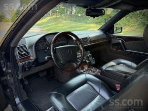 Black Mercedes-Benz s-600 1996 in Riga, with an engine capacity of 6.00 L and mileage of 187 thousand km for 26000 €, photo 12 on AUTOMOTO.COM.LV