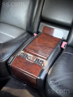 Black Mercedes-Benz s-600 1996 in Riga, with an engine capacity of 6.00 L and mileage of 187 thousand km for 26000 €, photo 15 on AUTOMOTO.COM.LV