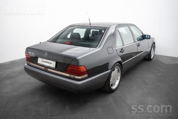 Grey Mercedes-Benz s-600 1991 in Tallinn, with an engine capacity of 6.00 L and mileage of 179 thousand km for 29999 €, photo 4 on AUTOMOTO.COM.LV