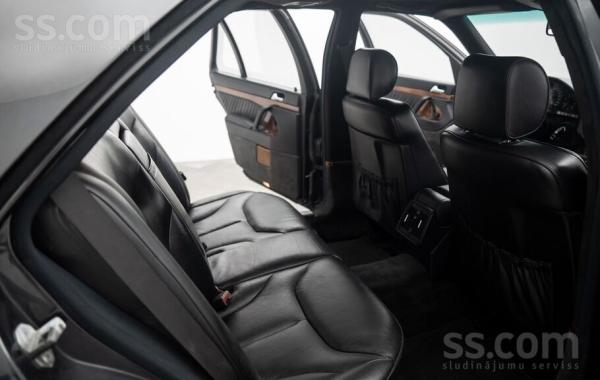 Grey Mercedes-Benz s-600 1991 in Tallinn, with an engine capacity of 6.00 L and mileage of 179 thousand km for 29999 €, photo 9 on AUTOMOTO.COM.LV