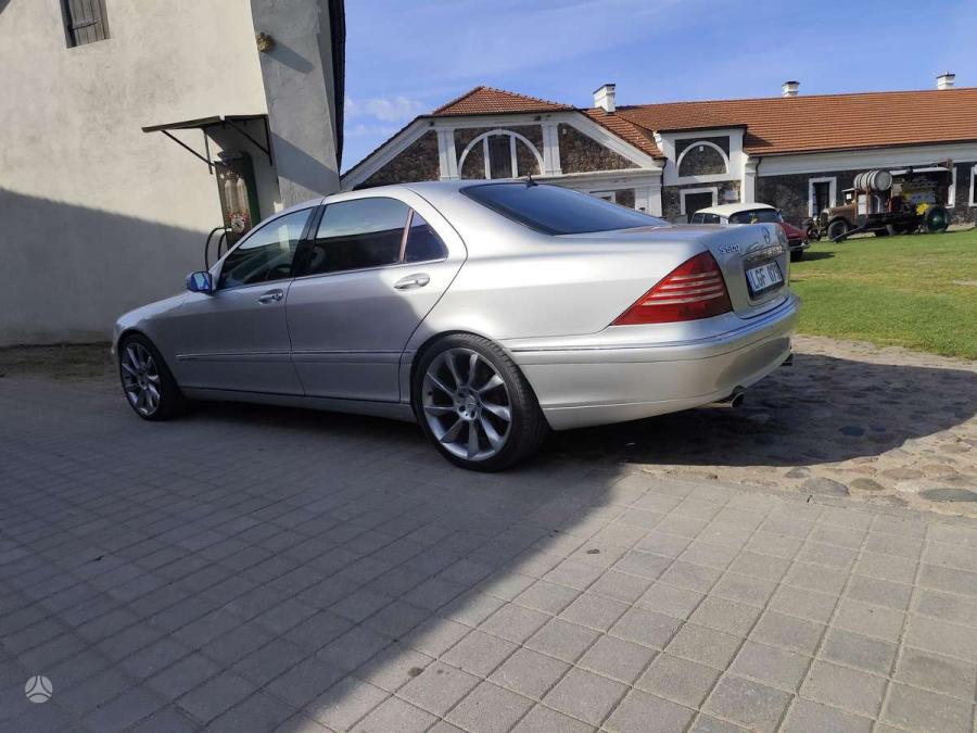 Pelēks Mercedes-Benz s-600 2001 Šauļi, ar dzinēja tilpumu 5.80 L un nobraukumu 200 tūkst. km par 6700 €, foto 6 vietnē AUTOMOTO.COM.LV
