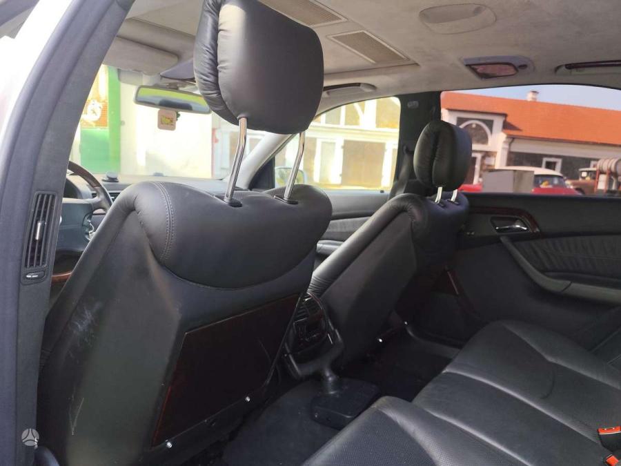 Grey Mercedes-Benz s-600 2001 in Siauliai, with an engine capacity of 5.80 L and mileage of 200 thousand km for 6700 €, photo 14 on AUTOMOTO.COM.LV