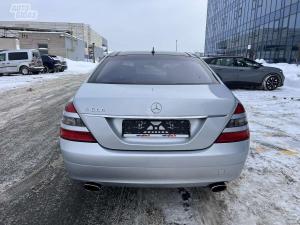 Pelēks Mercedes-Benz s-600 2006 Panevēža, ar dzinēja tilpumu 5.50 L un nobraukumu 266 tūkst. km par 8999 €, foto 10 vietnē AUTOMOTO.COM.LV