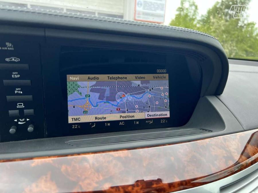 Pelēks Mercedes-Benz s-600 2006 Panevēža, ar dzinēja tilpumu 5.50 L un nobraukumu 266 tūkst. km par 8999 €, foto 27 vietnē AUTOMOTO.COM.LV