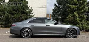 Grey Mercedes-Benz s-600 2022 in Riga, with an engine capacity of 4.00 L and mileage of 71 thousand km for 79500 €, photo 5 on AUTOMOTO.COM.LV