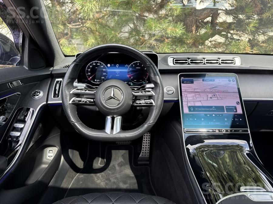 Grey Mercedes-Benz s-600 2022 in Riga, with an engine capacity of 4.00 L and mileage of 71 thousand km for 79500 €, photo 12 on AUTOMOTO.COM.LV