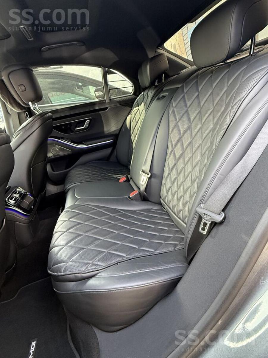 Grey Mercedes-Benz s-600 2022 in Riga, with an engine capacity of 4.00 L and mileage of 71 thousand km for 79500 €, photo 16 on AUTOMOTO.COM.LV