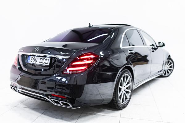 Black Mercedes-Benz s-63-amg 2018 in Tallinn, with an engine capacity of 4.00 L and mileage of 57 thousand km for 78000 €, photo 7 on AUTOMOTO.COM.LV