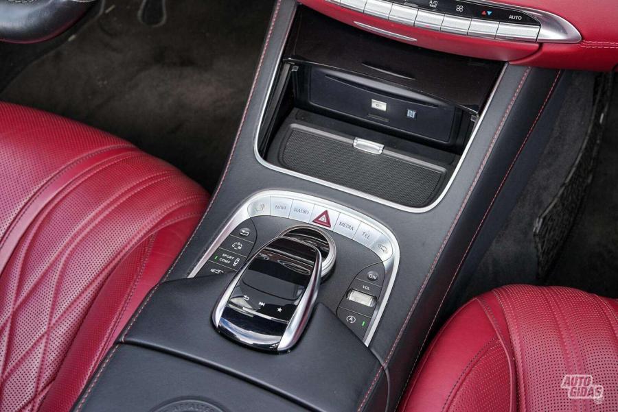 Balts Mercedes-Benz s-63-amg 2017 Kauņa, ar dzinēja tilpumu 5.50 L un nobraukumu 26 tūkst. km par 94950 €, foto 26 vietnē AUTOMOTO.COM.LV