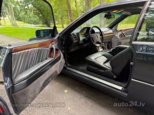 Black Mercedes-Benz S-Class 1996 in Tallinn, with an engine capacity of 5.00 L and mileage of 281 thousand km for 8700 €, photo 11 on AUTOMOTO.COM.LV