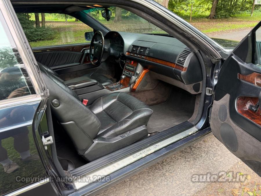Black Mercedes-Benz S-Class 1996 in Tallinn, with an engine capacity of 5.00 L and mileage of 281 thousand km for 8700 €, photo 12 on AUTOMOTO.COM.LV