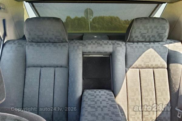 Melns Mercedes-Benz S-Class 1996 Tallina, ar dzinēja tilpumu 3.20 L un nobraukumu 0 tūkst. km par 10900 €, foto 11 vietnē AUTOMOTO.COM.LV