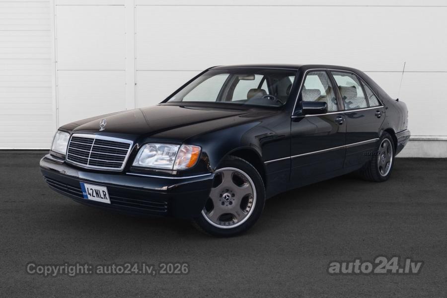 Melns Mercedes-Benz S-Class 1997 Tallina, ar dzinēja tilpumu 5.00 L un nobraukumu 203 tūkst. km par 24999 €, foto 1 vietnē AUTOMOTO.COM.LV