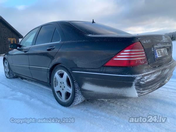 Melns Mercedes-Benz S-Class 2002 Tallina, ar dzinēja tilpumu 3.20 L un nobraukumu 301 tūkst. km par 4999 €, foto 7 vietnē AUTOMOTO.COM.LV