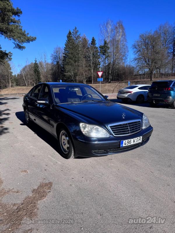 Black Mercedes-Benz S-Class 2003 in Viljandi, with an engine capacity of 3.70 L and mileage of 240 thousand km for 5000 €, photo 8 on AUTOMOTO.COM.LV