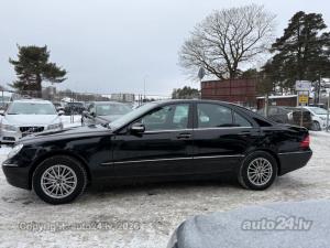 Melns Mercedes-Benz S-Class 2005 Tallina, ar dzinēja tilpumu 3.20 L un nobraukumu 118 tūkst. km par 8999 €, foto 4 vietnē AUTOMOTO.COM.LV