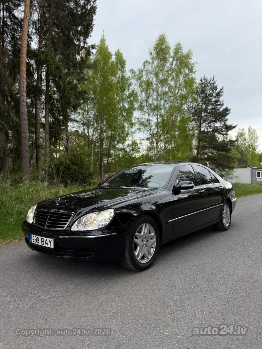 Melns Mercedes-Benz S-Class 2005 Tallina, ar dzinēja tilpumu 3.20 L un nobraukumu 127 tūkst. km par 9500 €, foto 1 vietnē AUTOMOTO.COM.LV