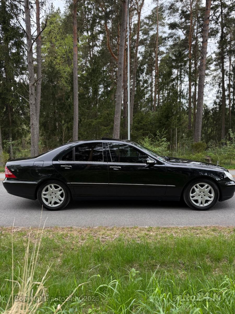 Melns Mercedes-Benz S-Class 2005 Tallina, ar dzinēja tilpumu 3.20 L un nobraukumu 127 tūkst. km par 9500 €, foto 8 vietnē AUTOMOTO.COM.LV