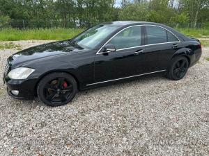 Melns Mercedes-Benz S-Class 2006 Valga, ar dzinēja tilpumu 3.00 L un nobraukumu 0 tūkst. km par 3500 €, foto 6 vietnē AUTOMOTO.COM.LV