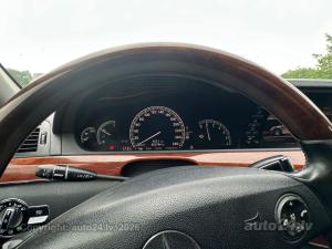 Melns Mercedes-Benz S-Class 2006 Valga, ar dzinēja tilpumu 3.00 L un nobraukumu 0 tūkst. km par 3500 €, foto 12 vietnē AUTOMOTO.COM.LV