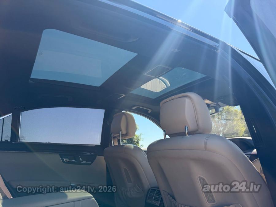 Melns Mercedes-Benz S-Class 2006 Tartu, ar dzinēja tilpumu 5.50 L un nobraukumu 332 tūkst. km par 7999 €, foto 13 vietnē AUTOMOTO.COM.LV