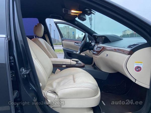 Melns Mercedes-Benz S-Class 2007 Tallina, ar dzinēja tilpumu 3.00 L un nobraukumu 0 tūkst. km par 3499 €, foto 11 vietnē AUTOMOTO.COM.LV