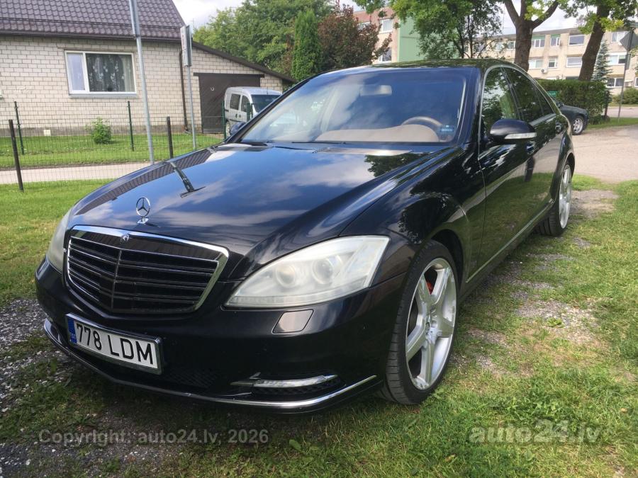 Melns Mercedes-Benz S-Class 2007 Tallina, ar dzinēja tilpumu 3.00 L un nobraukumu 353 tūkst. km par 9990 €, foto 1 vietnē AUTOMOTO.COM.LV