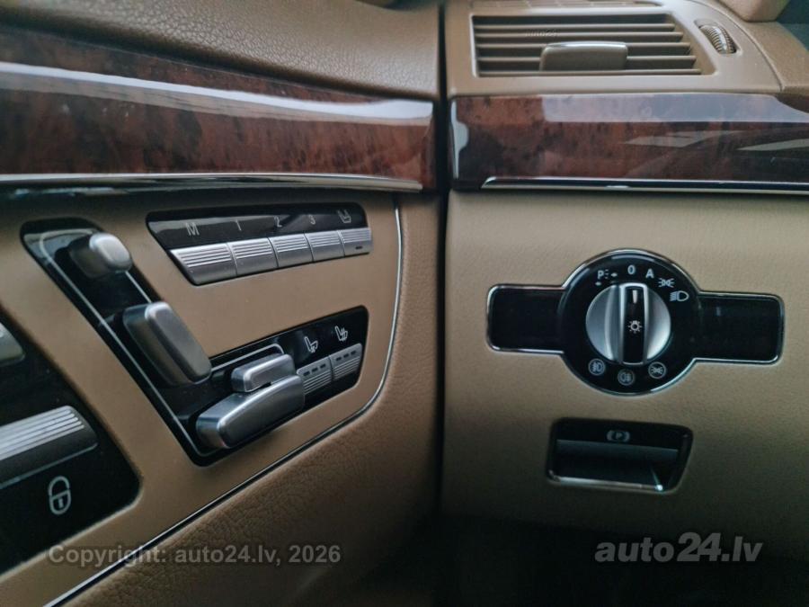 Black Mercedes-Benz S-Class 2008 in Tallinn, with an engine capacity of 3.00 L and mileage of 306 thousand km for 6300 €, photo 9 on AUTOMOTO.COM.LV