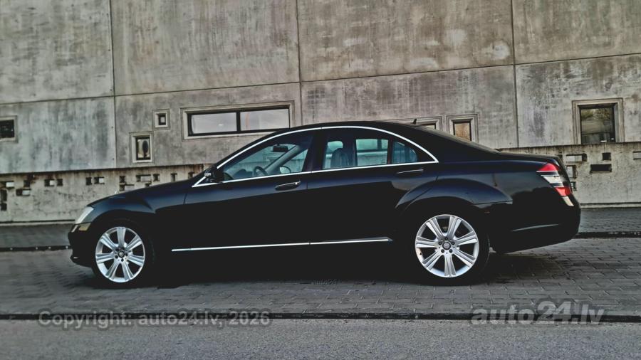 Black Mercedes-Benz S-Class 2008 in Tallinn, with an engine capacity of 3.00 L and mileage of 306 thousand km for 6300 €, photo 12 on AUTOMOTO.COM.LV