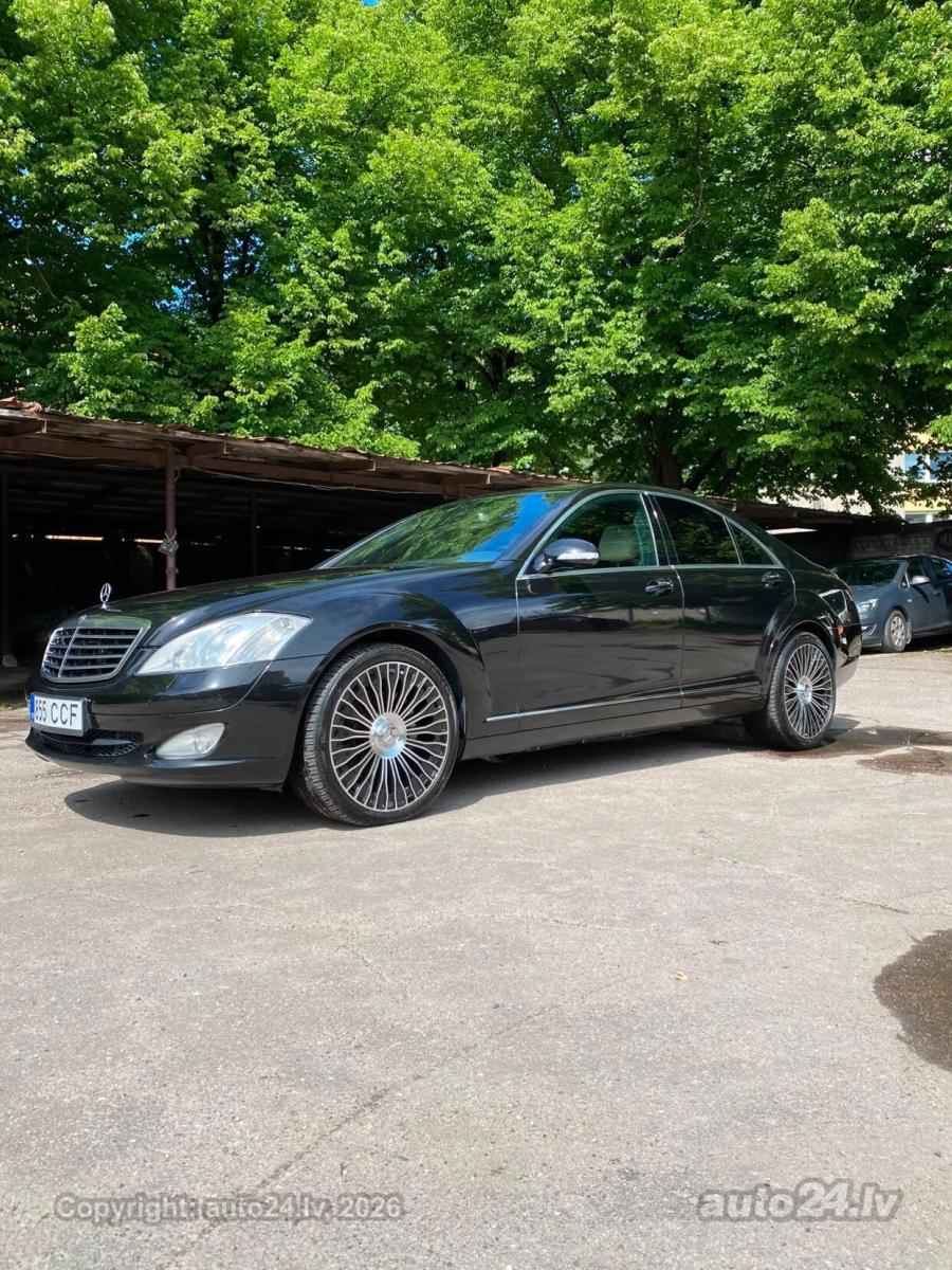 Melns Mercedes-Benz S-Class 2008 Tallina, ar dzinēja tilpumu 3.00 L un nobraukumu 411 tūkst. km par 10912 €, foto 1 vietnē AUTOMOTO.COM.LV