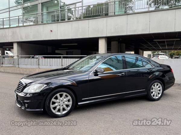 Mercedes-Benz S-Class 2008 Tallina vietnē Melns Mercedes-Benz S-Class 2008 Tallina, ar dzinēja tilpumu 4.00 L un nobraukumu 298 tūkst. km par 6900 €, foto 4 vietnē AUTOMOTO.COM.LV